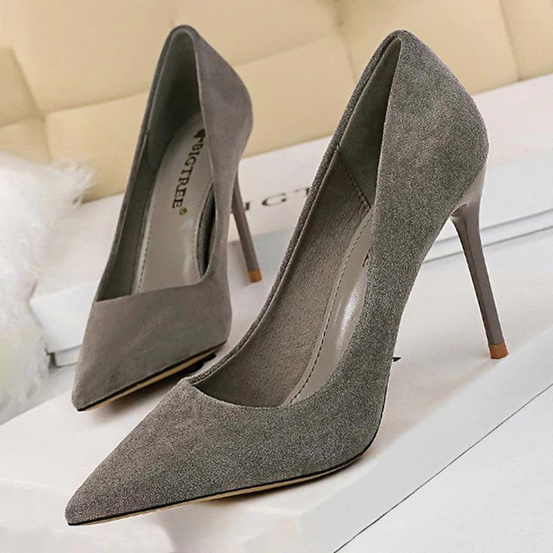 Classy Pointed Toe High Heels Stiletto Shoes – Boots N Bags Heaven